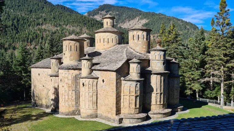 Ιερά Μονή Τιμίου Σταυρού Δολιανών Ασπροποτάμου - La Verliga Radio